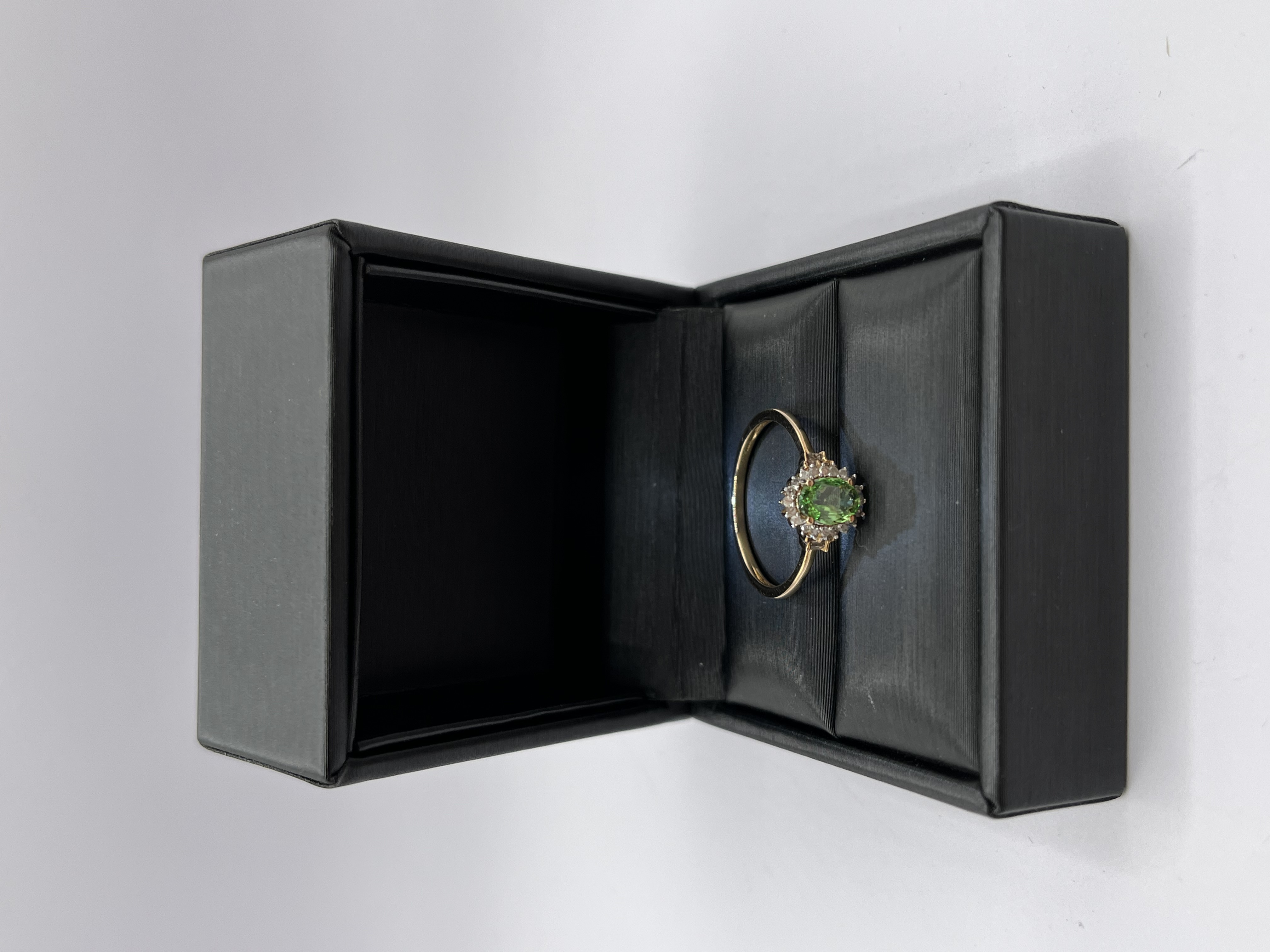 Pre-owned 9ct Gold Tsavorite Garnet & Diamond Ring – Size T With ...